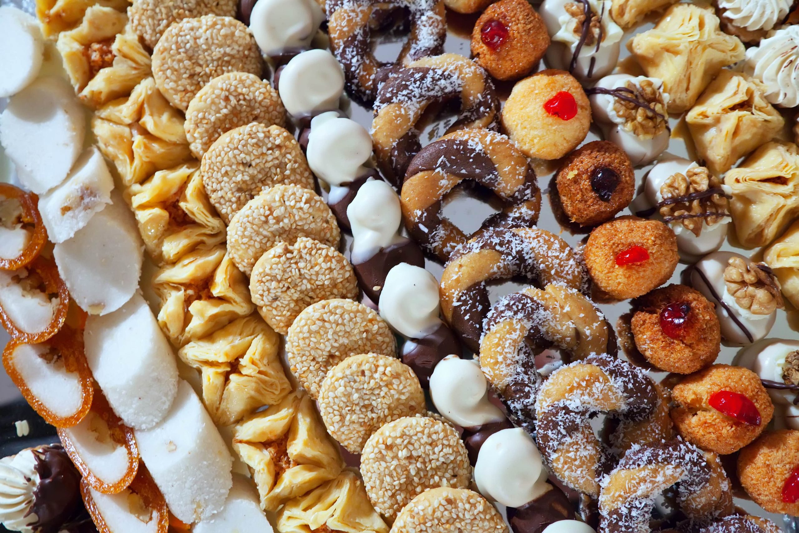 Pittsburgh Cookie Table Design - Weddings of Pittsburgh